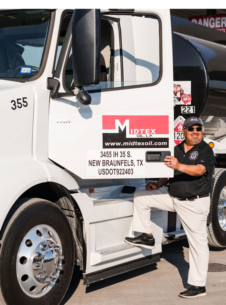 Quality Diesel Engine Oil Supplier | Midtex Oil